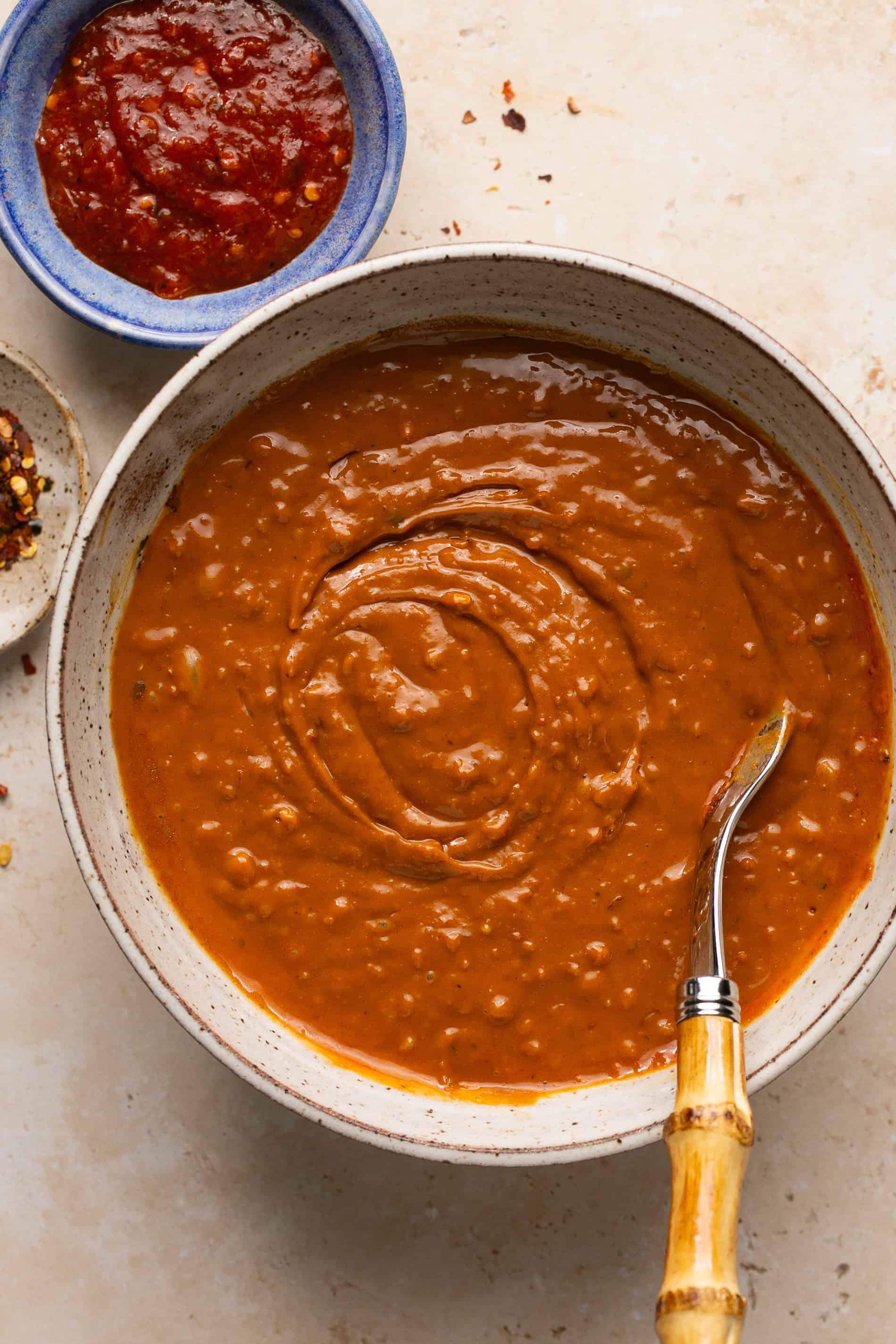 Homemade Lower Calorie Peanut Sauce (made with PB2) - Oh Snap Macros
