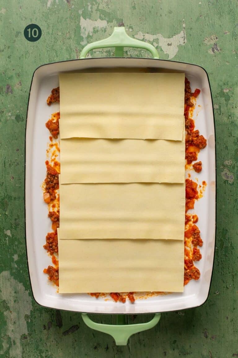 Beefy Cottage Cheese and Spinach Lasagna (oven ready noodles) - Oh Snap ...